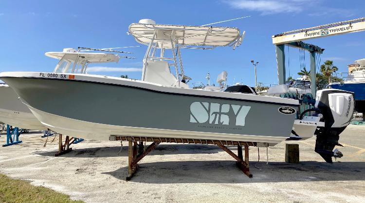 Dusky Boats - Seamagazine
