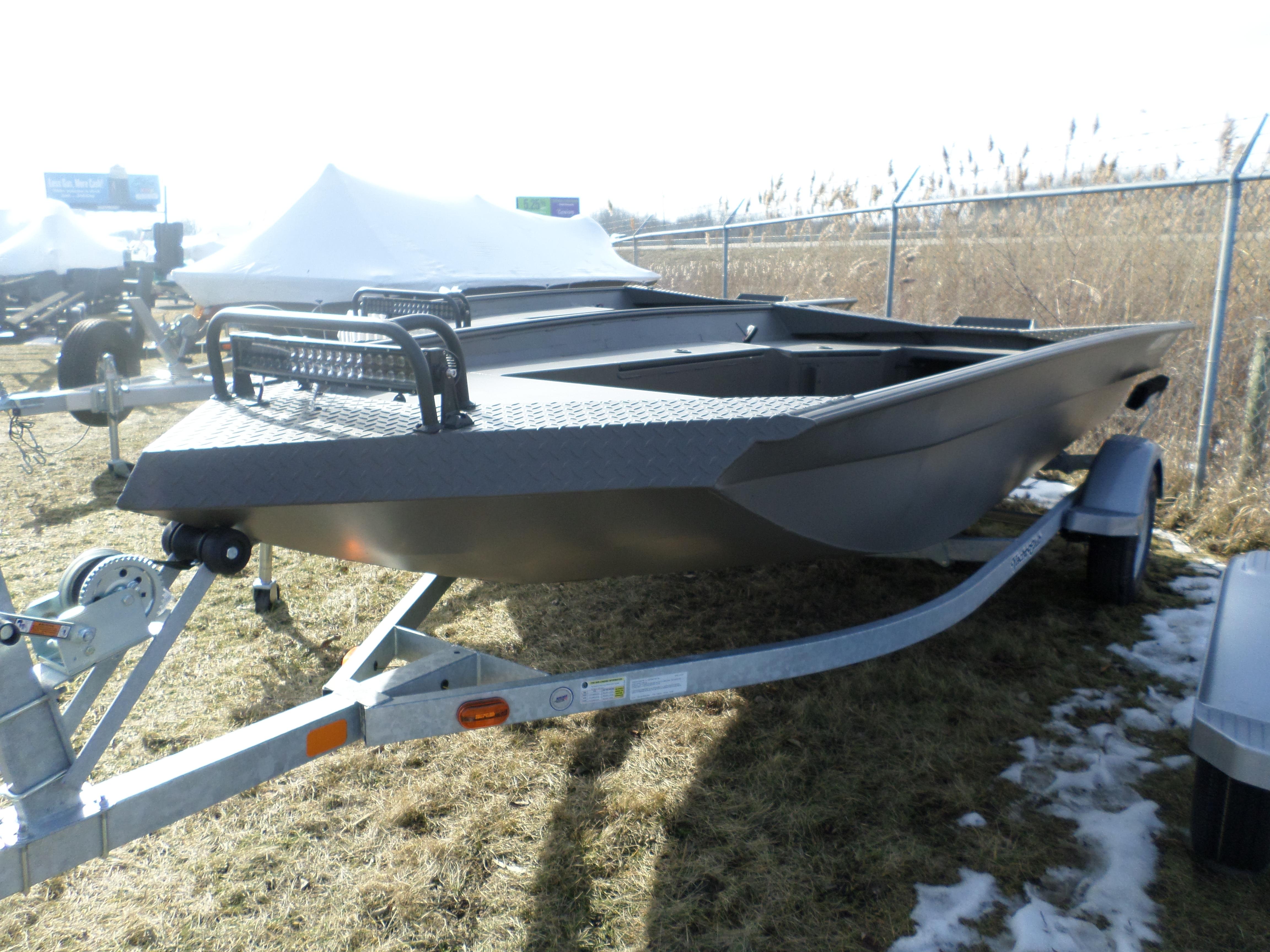 Alweld 1652 V Marauder - Boats for Sale - Seamagazine