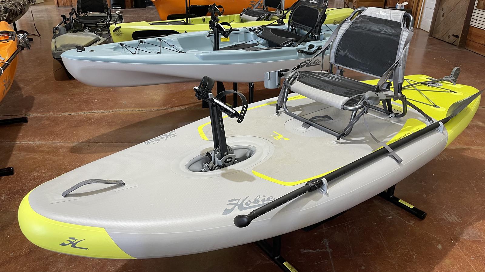 Hobie Mirage iTrek 9 Ultralight - Boats for Sale - Seamagazine