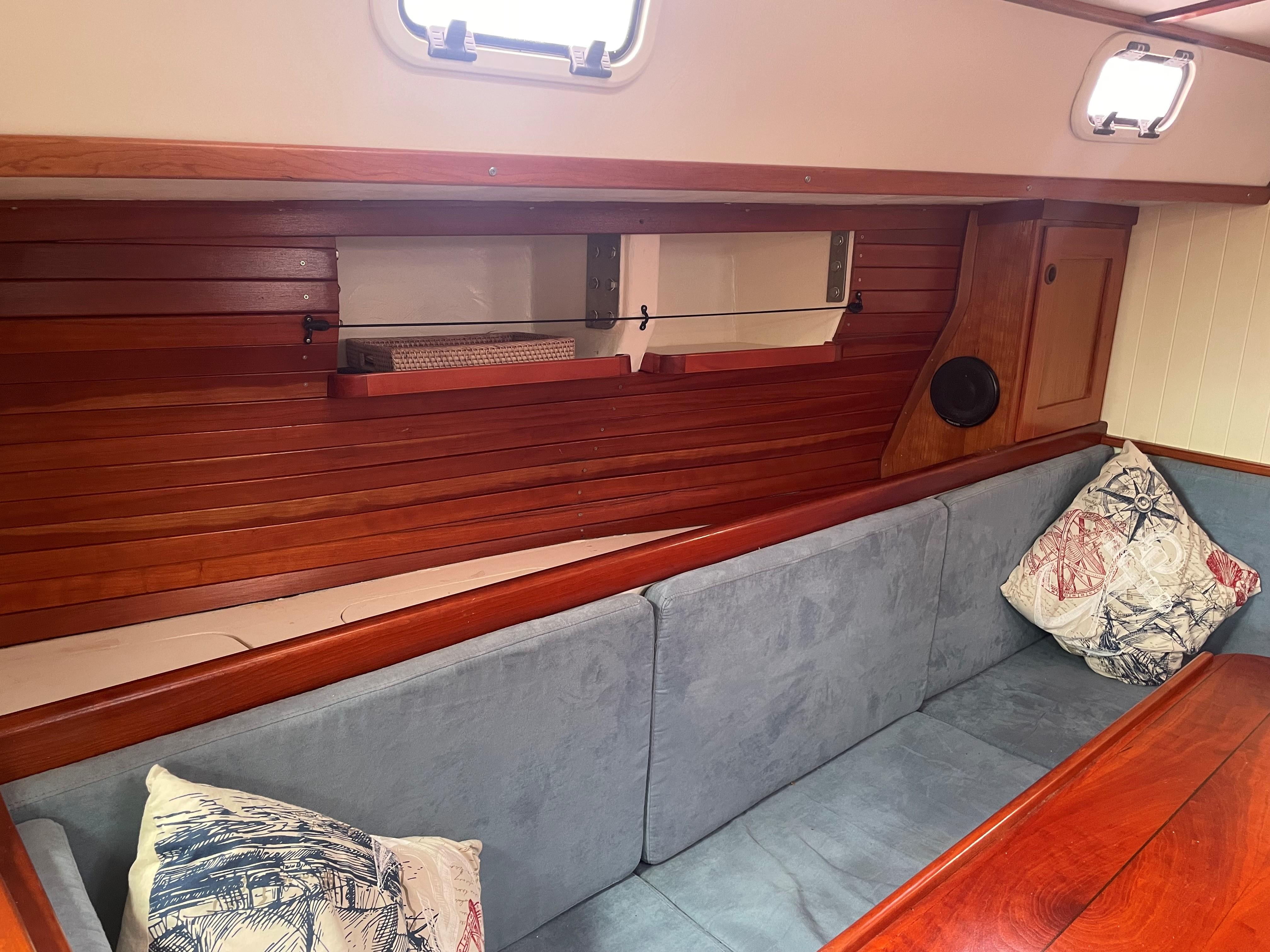 Compass 47 - Boats for Sale - Seamagazine