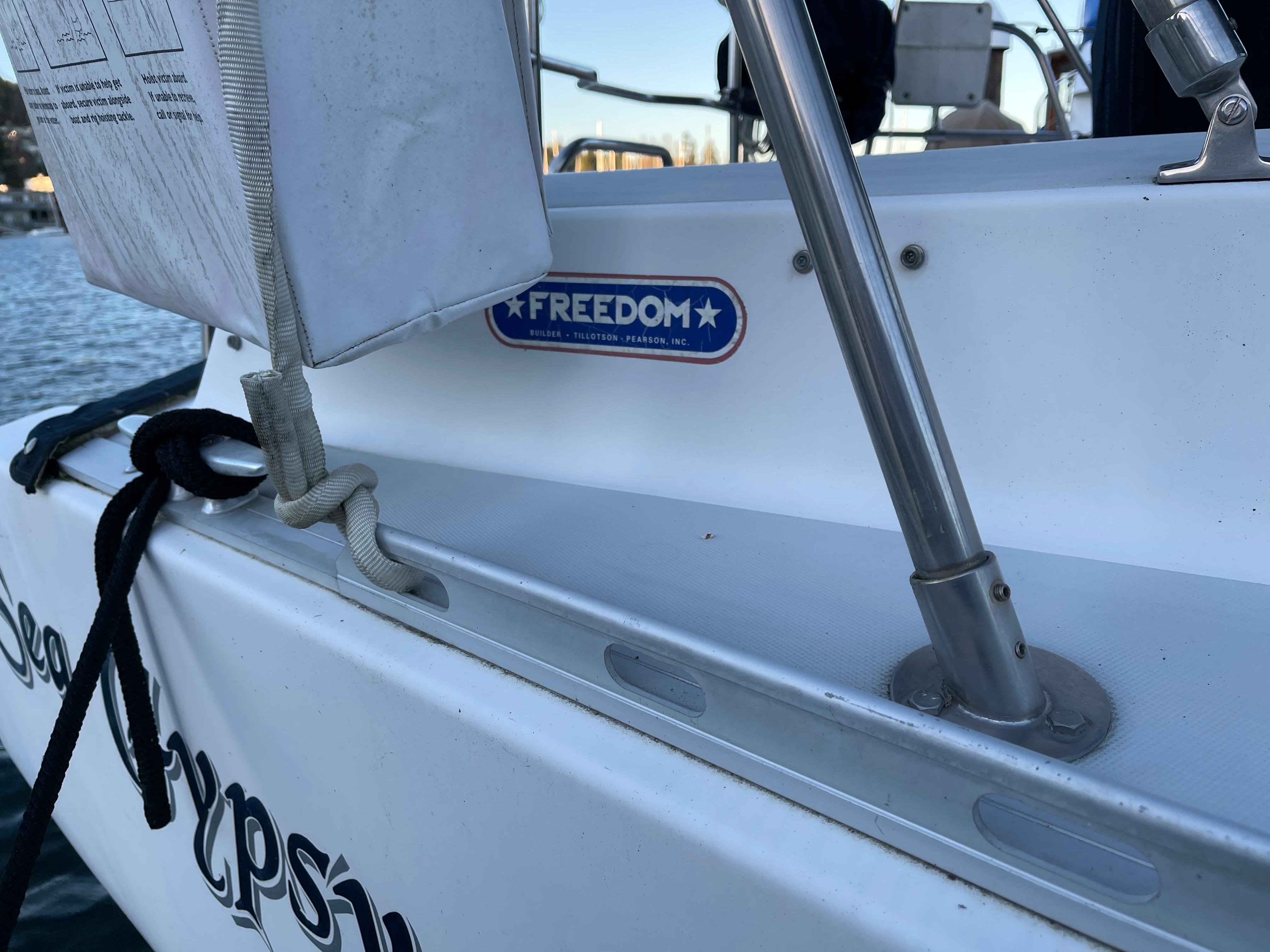 Freedom 38 - Boats for Sale - Seamagazine