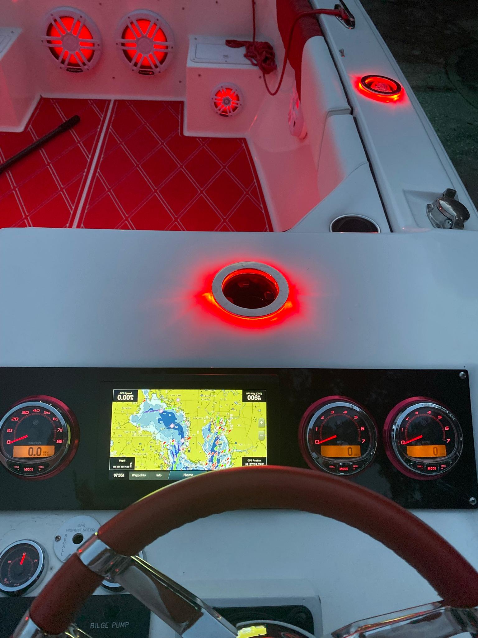 Rabco 28 Reefer - Boats for Sale - Seamagazine