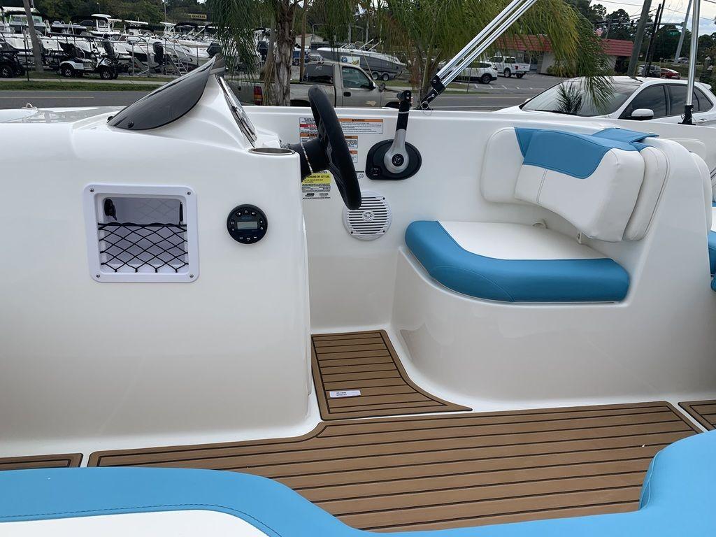 Bayliner Element E18 - Boats for Sale - Seamagazine