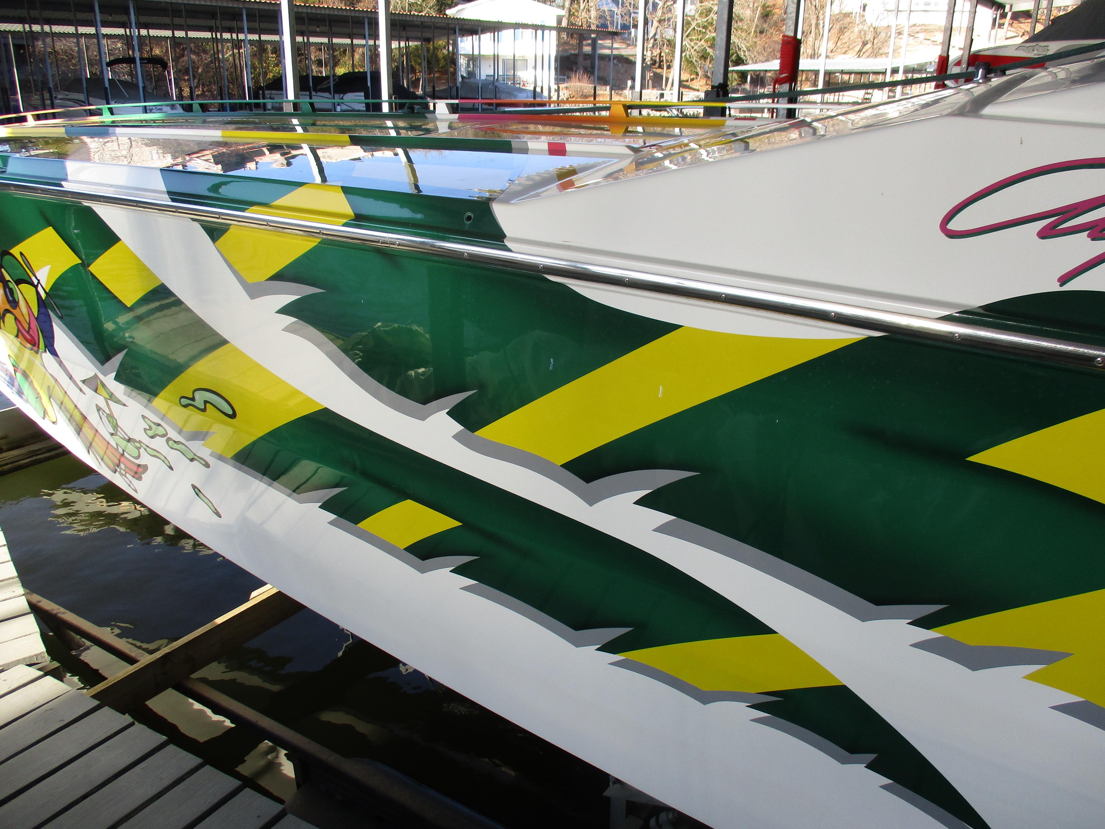 Cigarette 38 Top Gun - Boats for Sale - Seamagazine