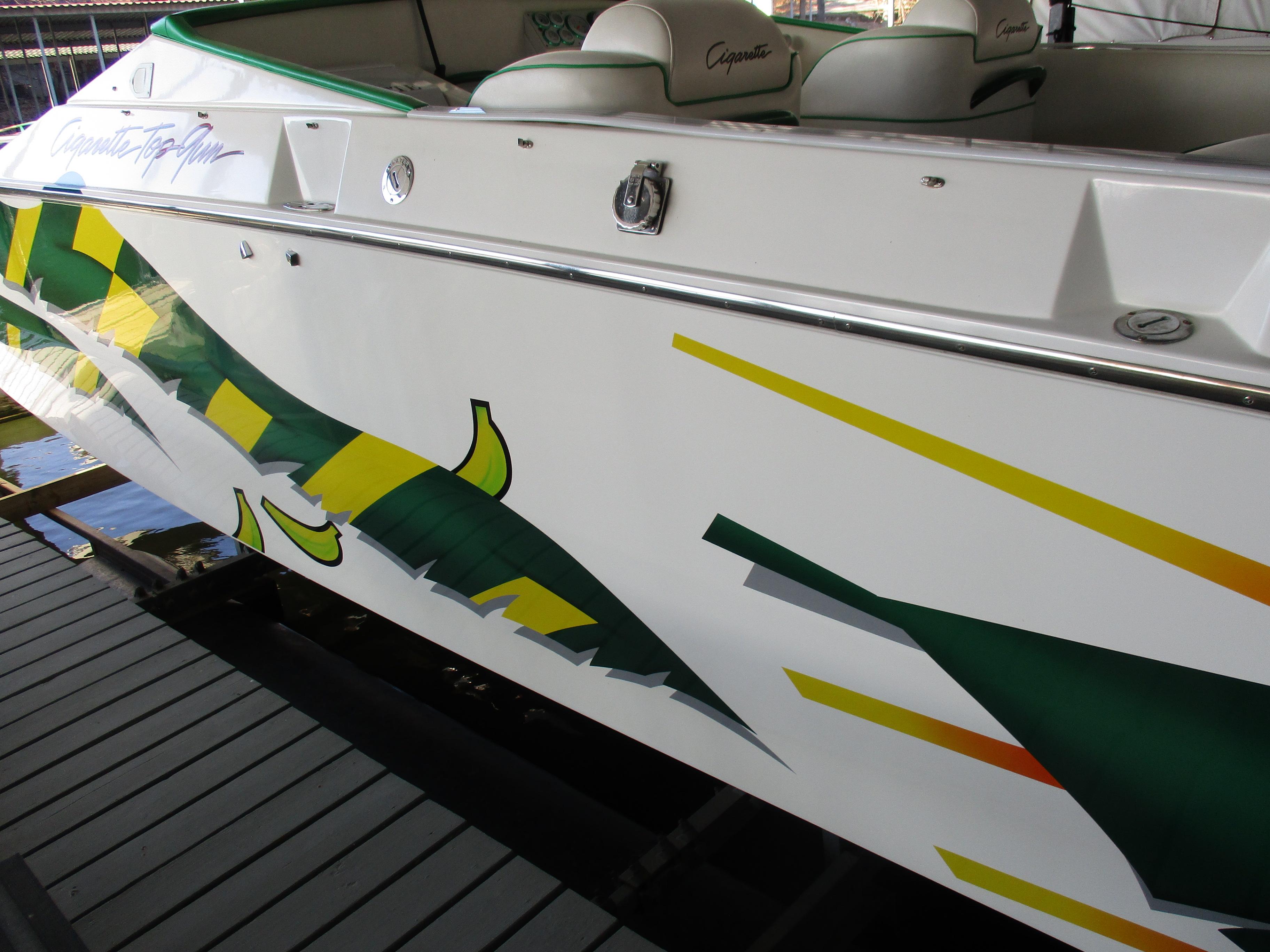 Cigarette 38 Top Gun - Boats for Sale - Seamagazine