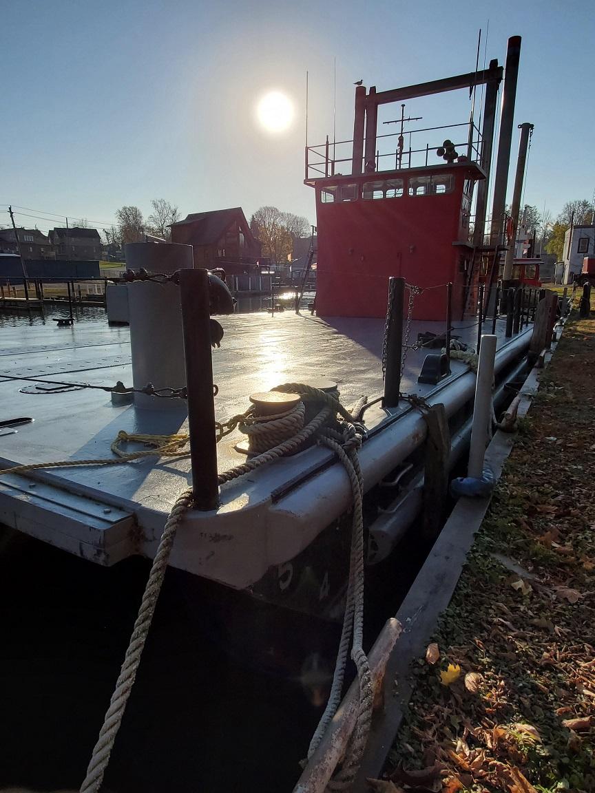Commercial 60' Self Propelled Spud Barge - Boats for Sale - Seamagazine