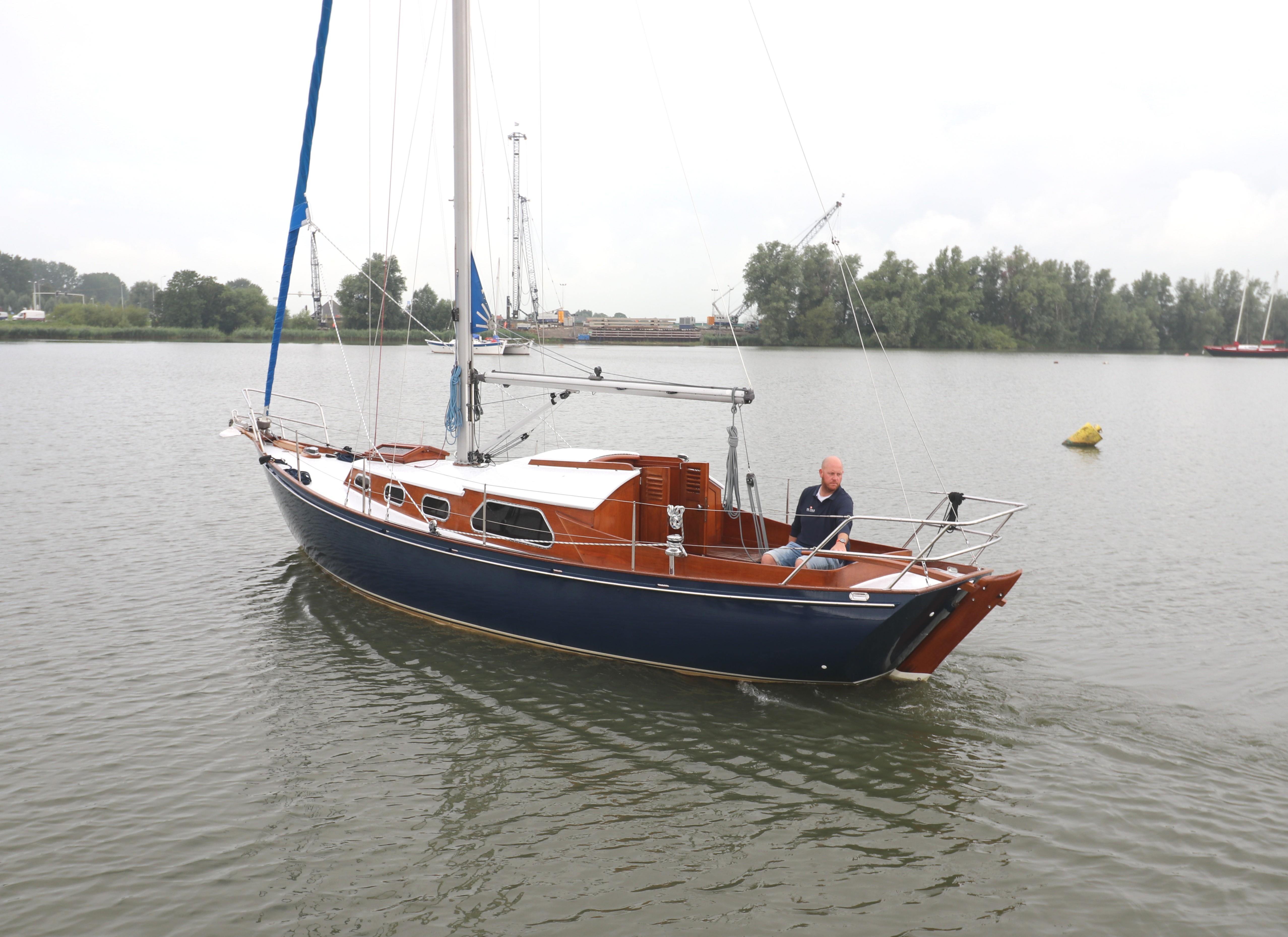 Valk 30 FT - Boats for Sale - Seamagazine