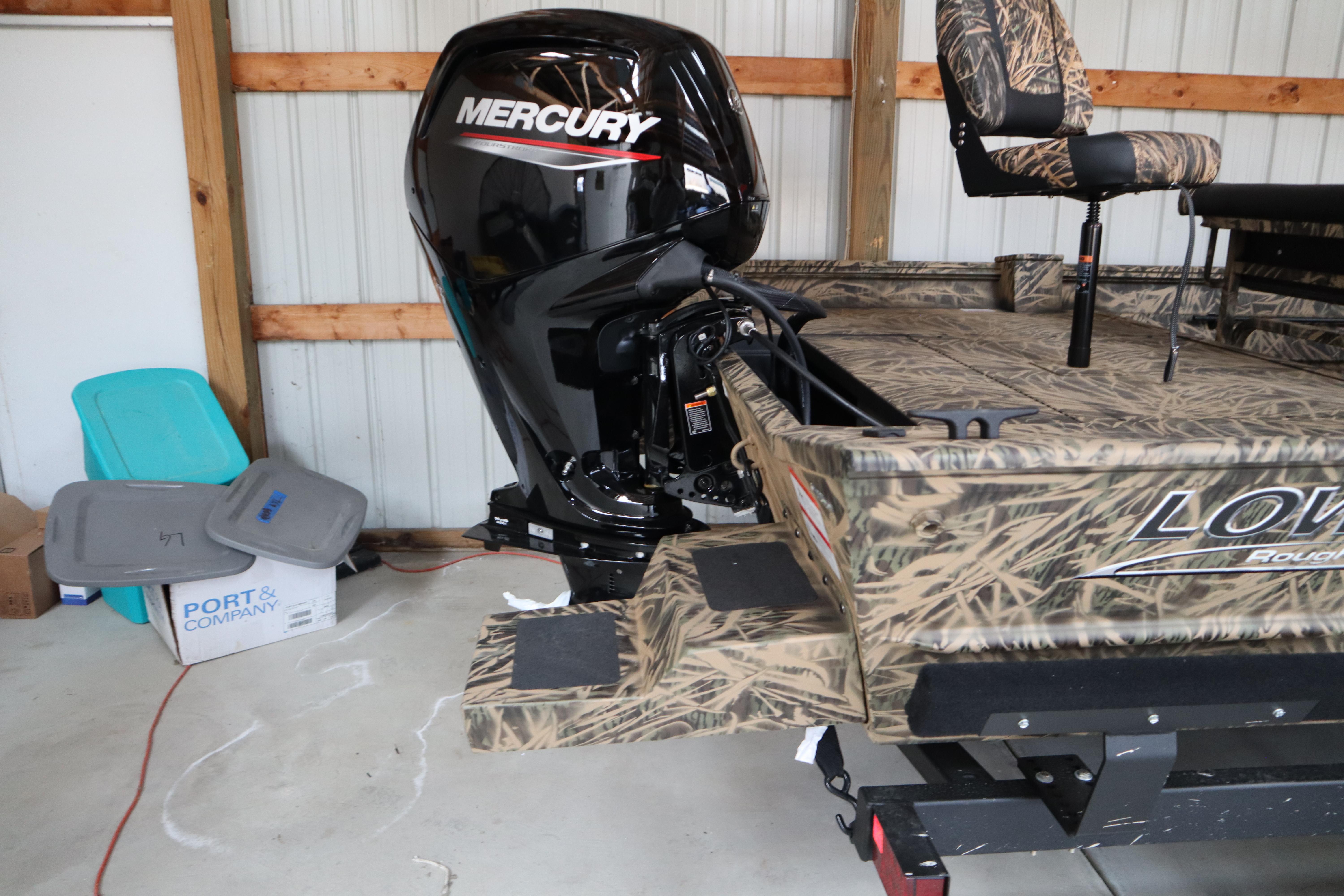 Lowe Roughneck 2070CC - Boats for Sale - Seamagazine