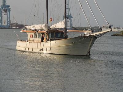 Custom Sailing Trawler - Boats for Sale - Seamagazine