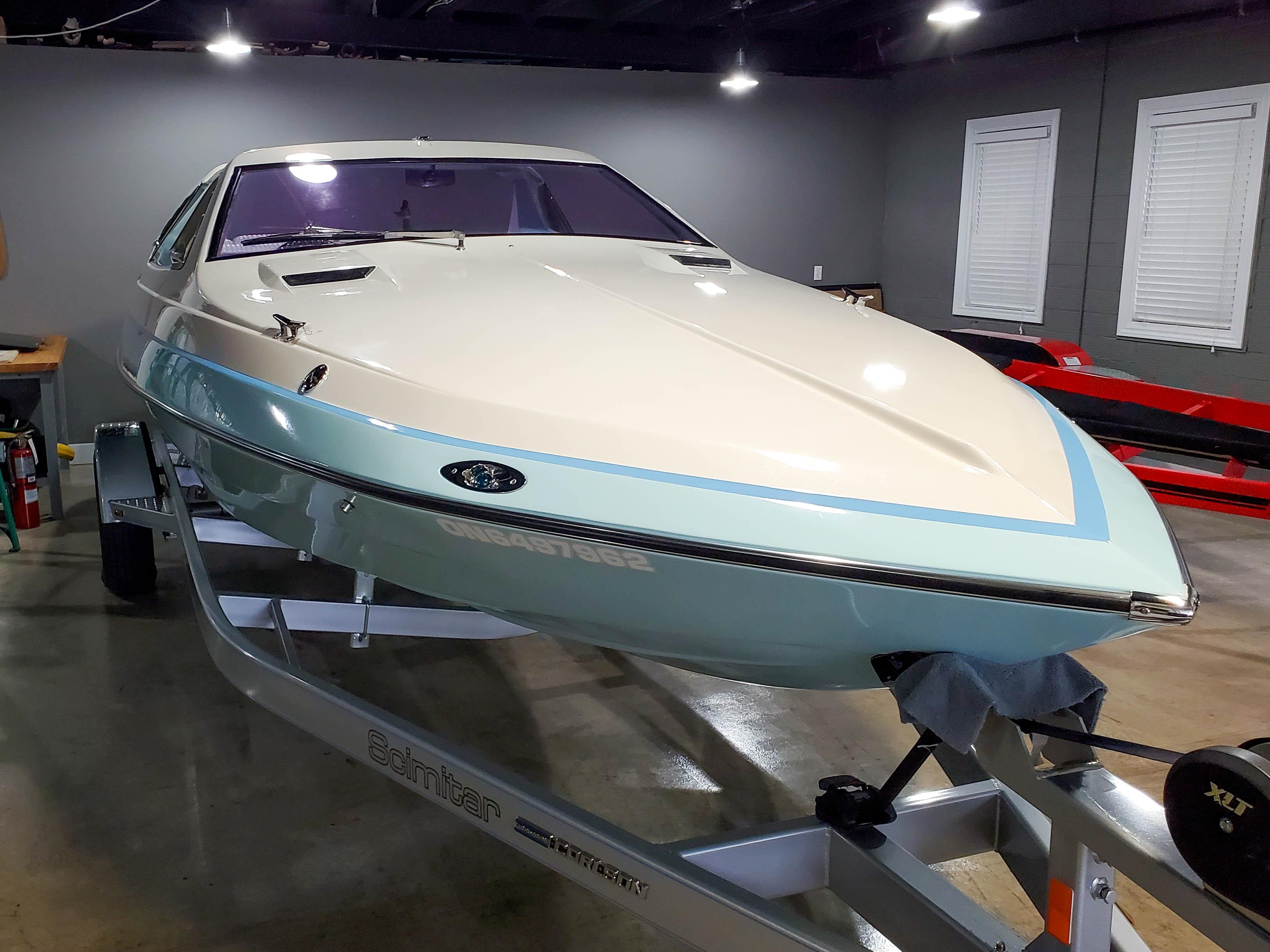 Glastron Carlson CXT 23 Scimitar - Boats for Sale - Seamagazine