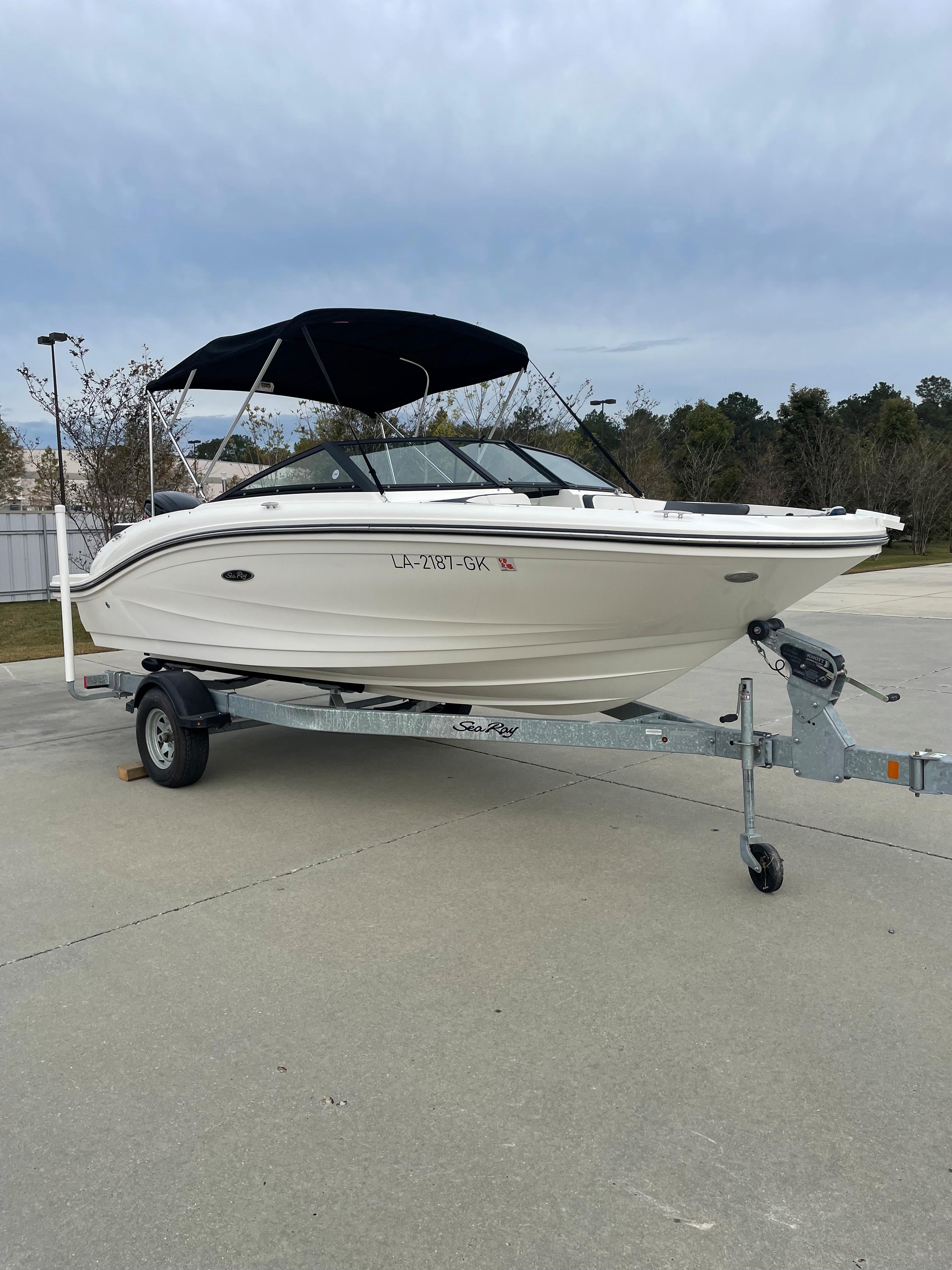 Sea Ray SPX 190 OB - Boats for Sale - Seamagazine