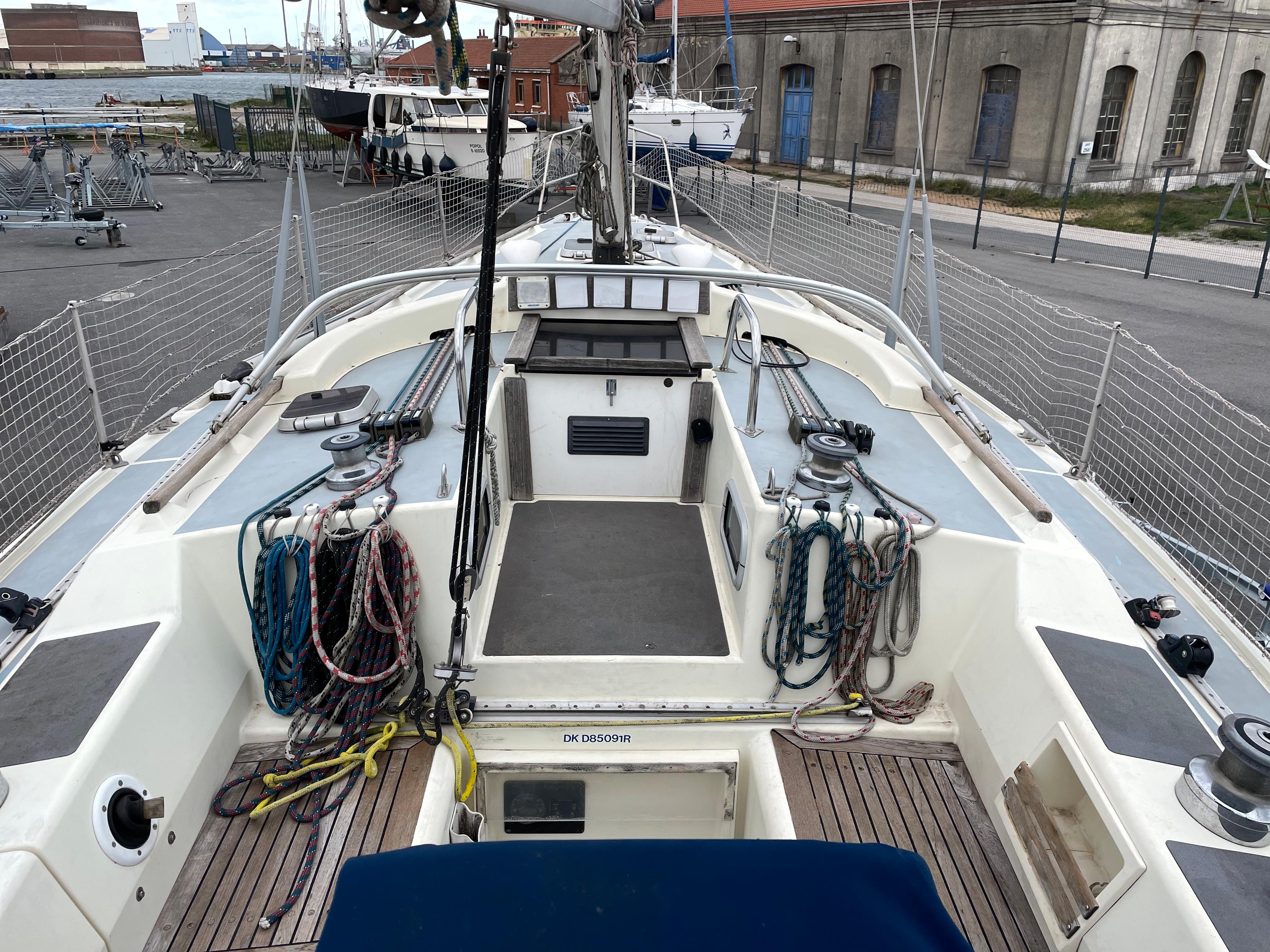 Westerly Falcon 35 - Boats for Sale - Seamagazine