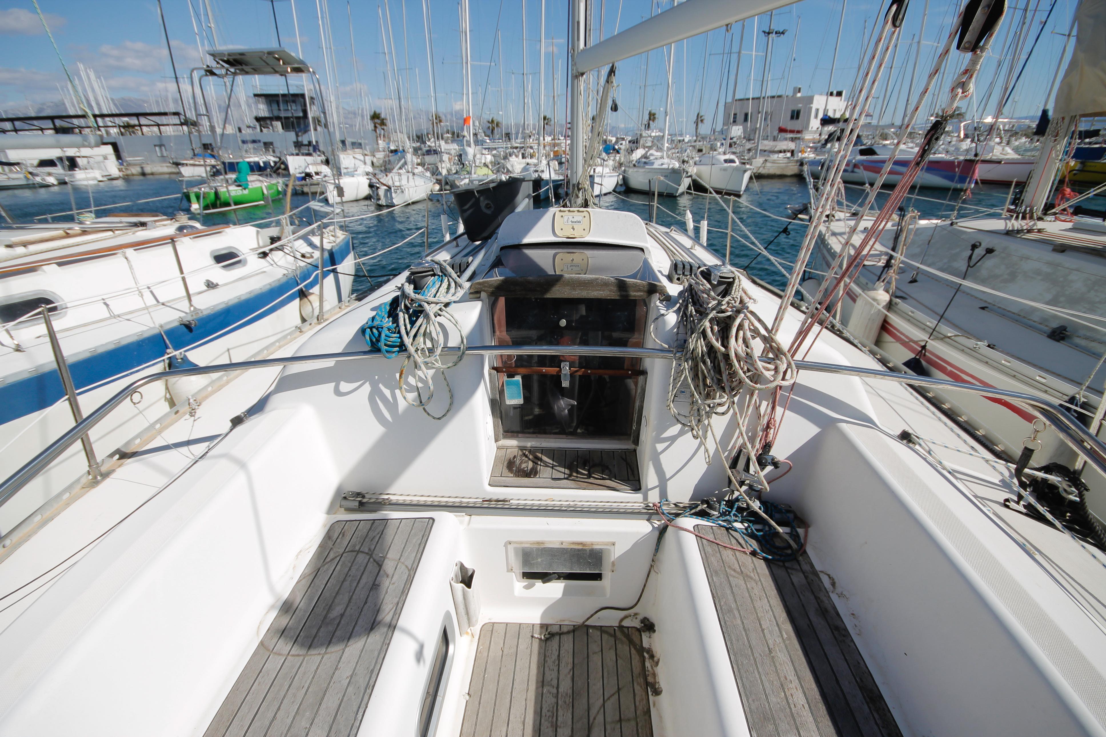 Elan 333 - Boats for Sale - Seamagazine