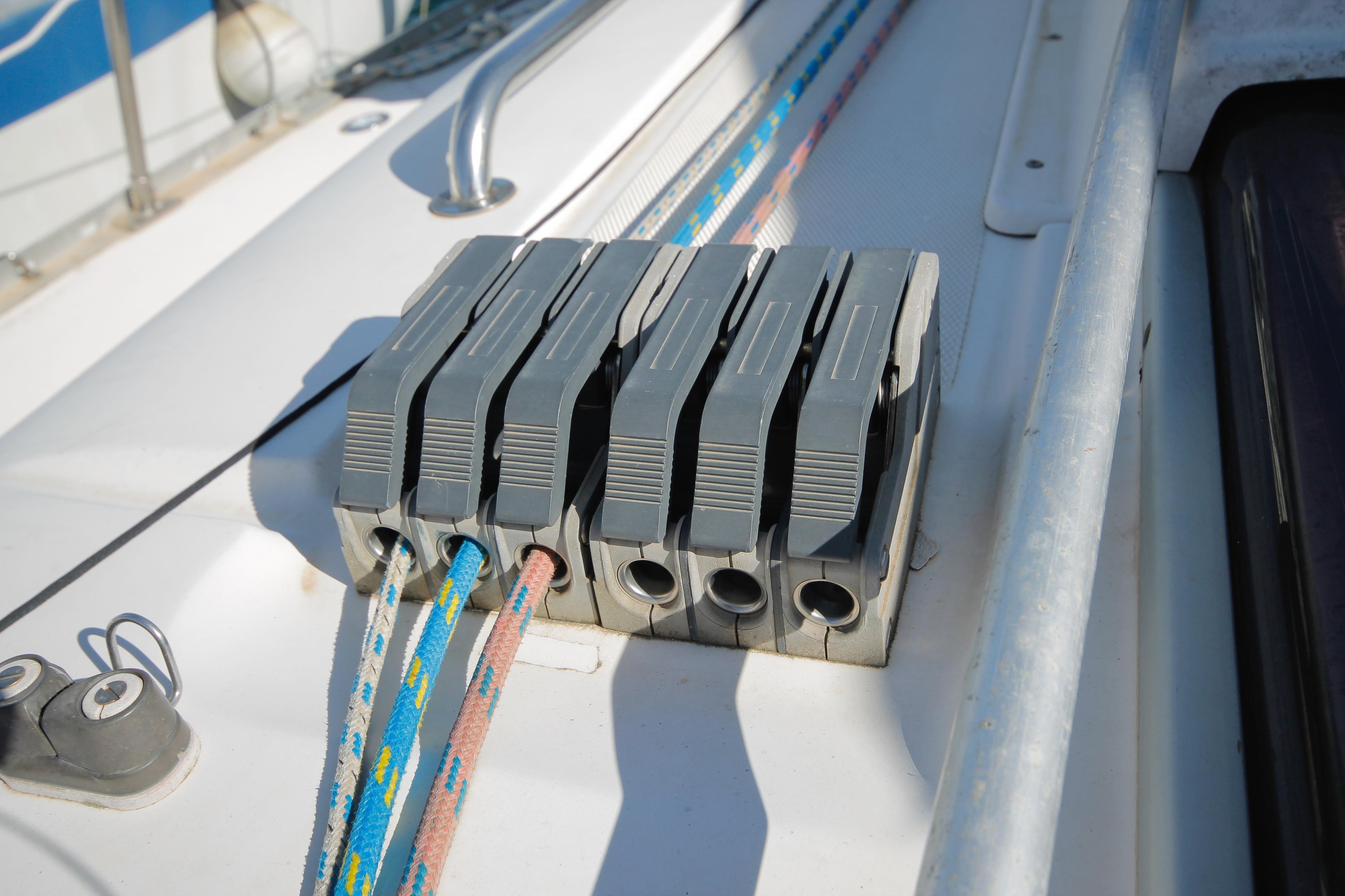 Elan 333 - Boats for Sale - Seamagazine