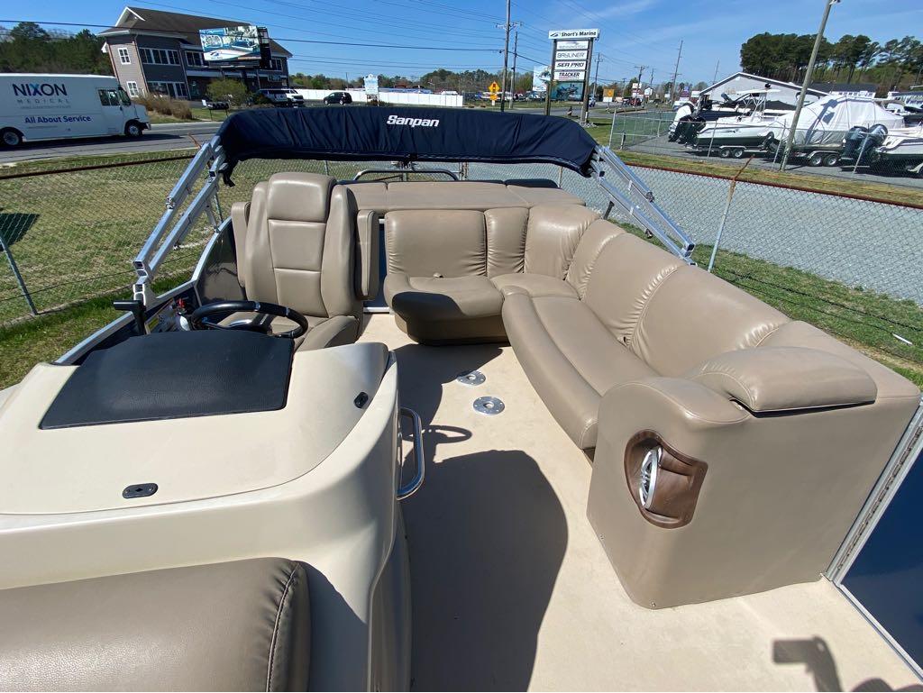 Sanpan SP 2500 FE Tri-Toon - Boats for Sale - Seamagazine