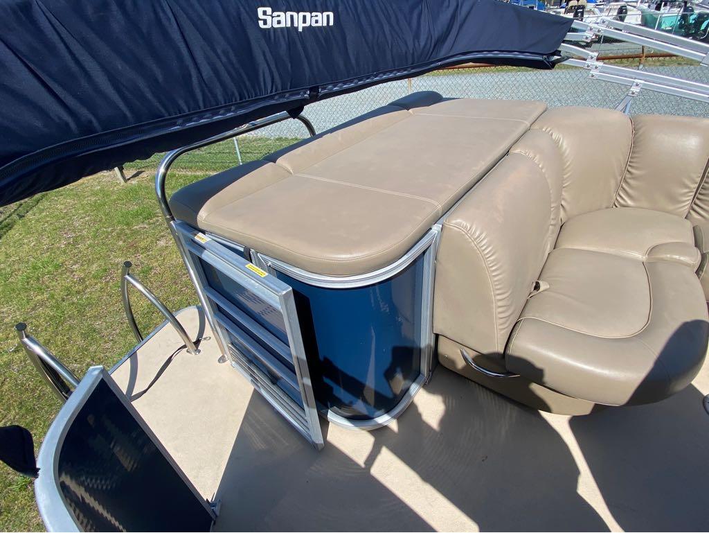 Sanpan SP 2500 FE Tri-Toon - Boats for Sale - Seamagazine