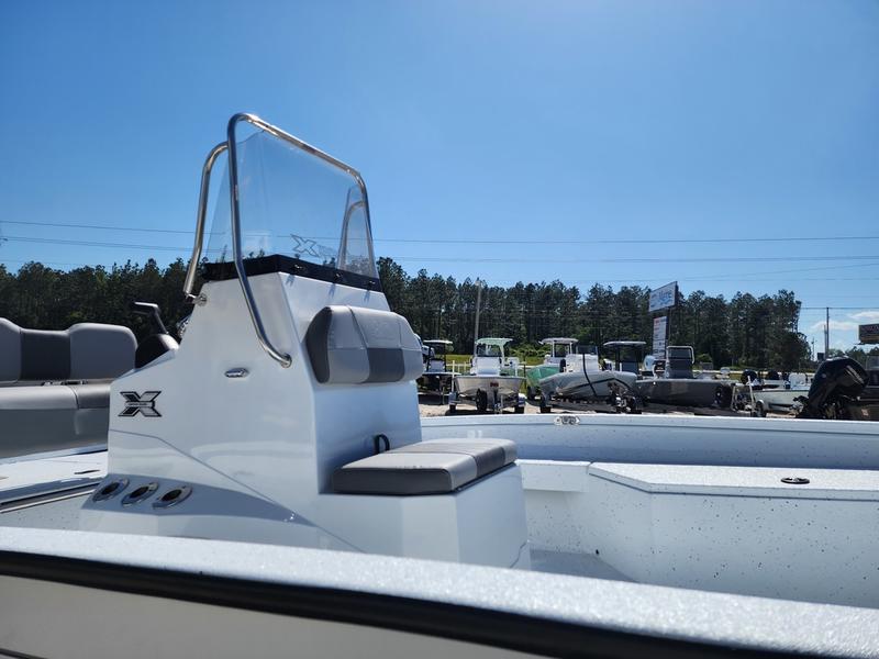 Xpress H22B - Boats for Sale - Seamagazine