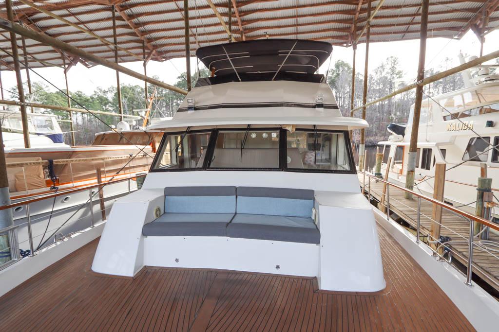 Hatteras 80 CPMY - Boats for Sale - Seamagazine