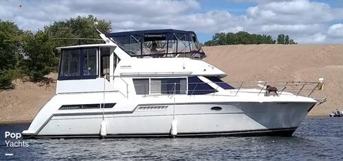 Carver 405 Motoryacht - Boats for Sale - Seamagazine